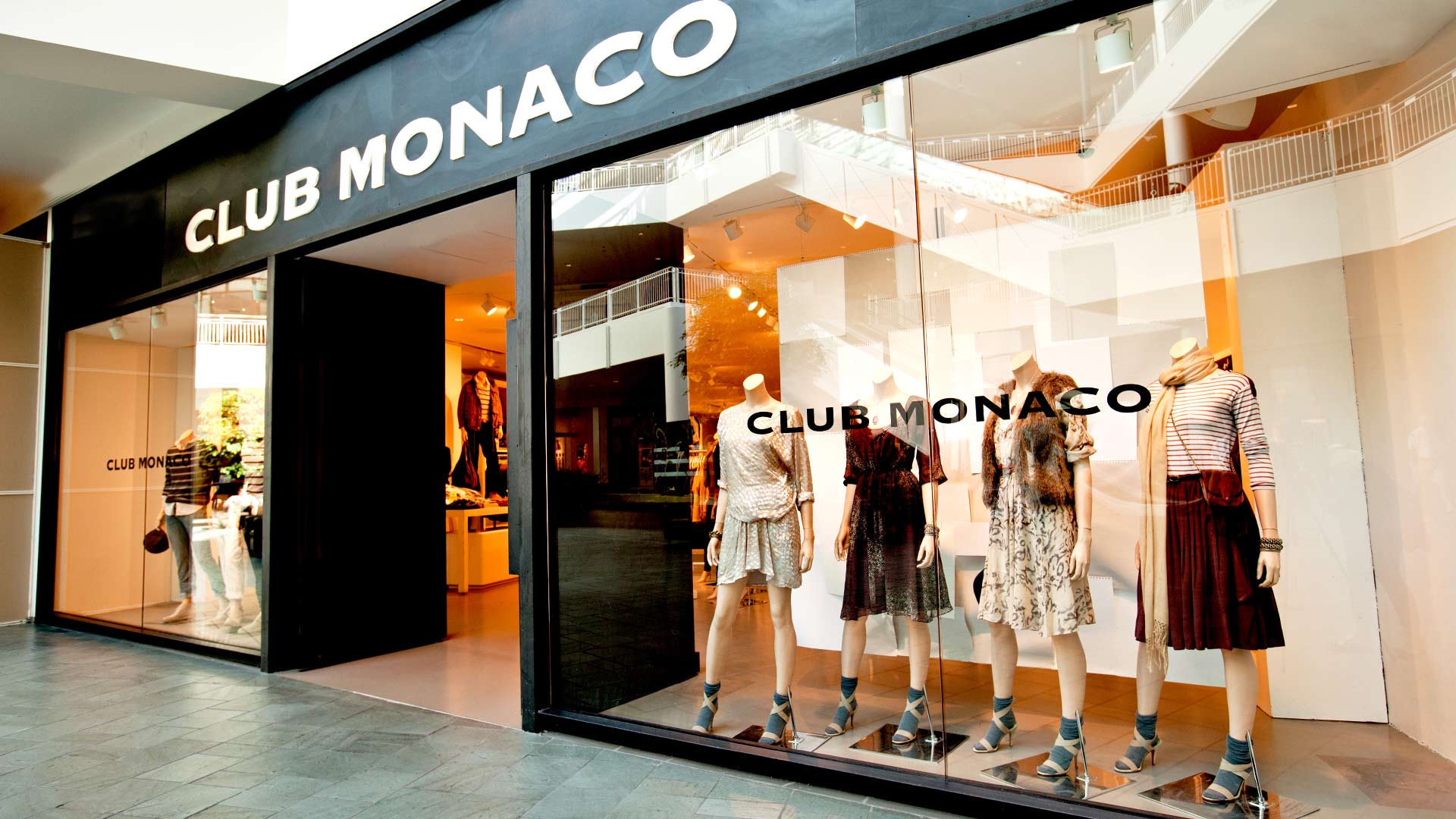 Club Monaco | Mall of America